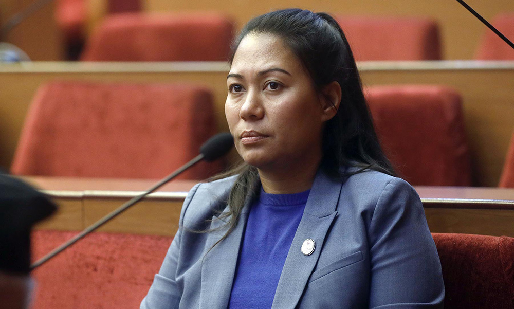 ८२५ शिक्षकले राजनीतिक दलको सदस्‍यता त्याग गरेको शिक्षामन्त्रीको दाबी | Himal Times